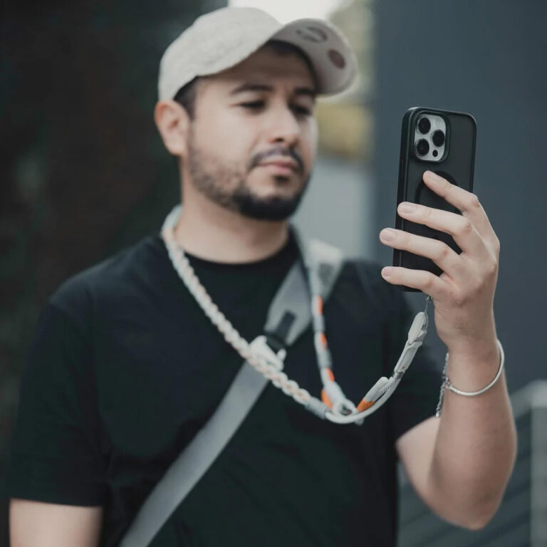 PGYTECH LinkGo Phone Photography Strap (Coral Pink) - Repella Photostore